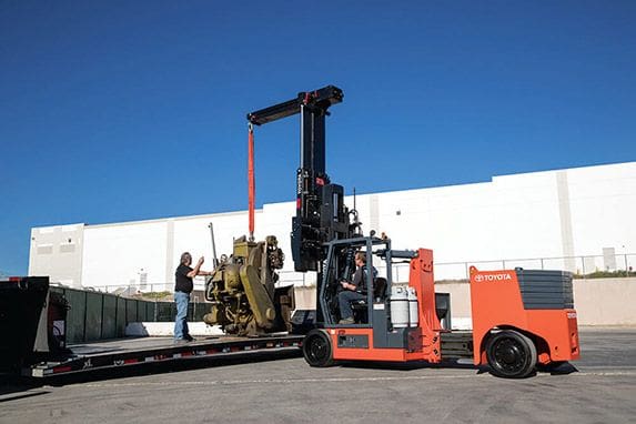 Toyota High-Capacity Adjustable Wheelbase Forklift | 80,000 lbs. Capacity