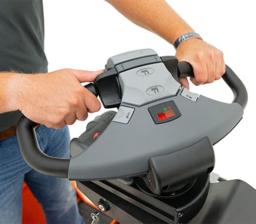 New Toyota Center-Controlled Rider Pallet Jack // 8HBC30-40