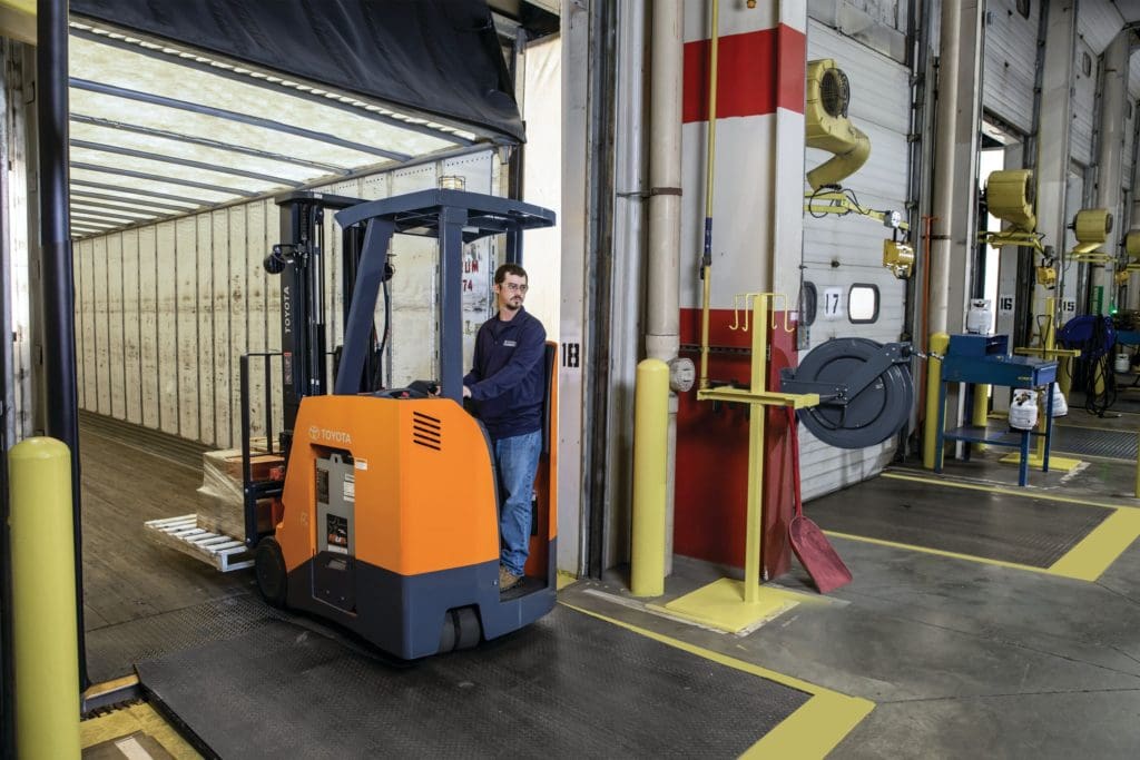 New Toyota Stand-Up Electric Forklift // SR1-BE, SR1-HP