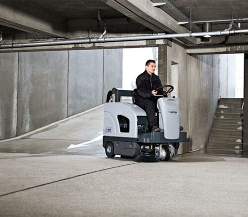 Advance SW4000 Sweeper | 49-Inch Cleaning Width