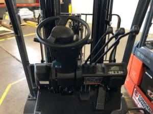 Sit-Down Forklifts vs. Stand-Up Forklifts: Which Is Better? - Conger ...