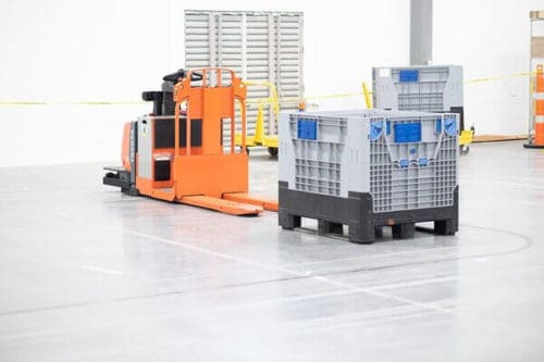 AMRs vs. AGVs: The Differences Explained - Conger Industries Inc.