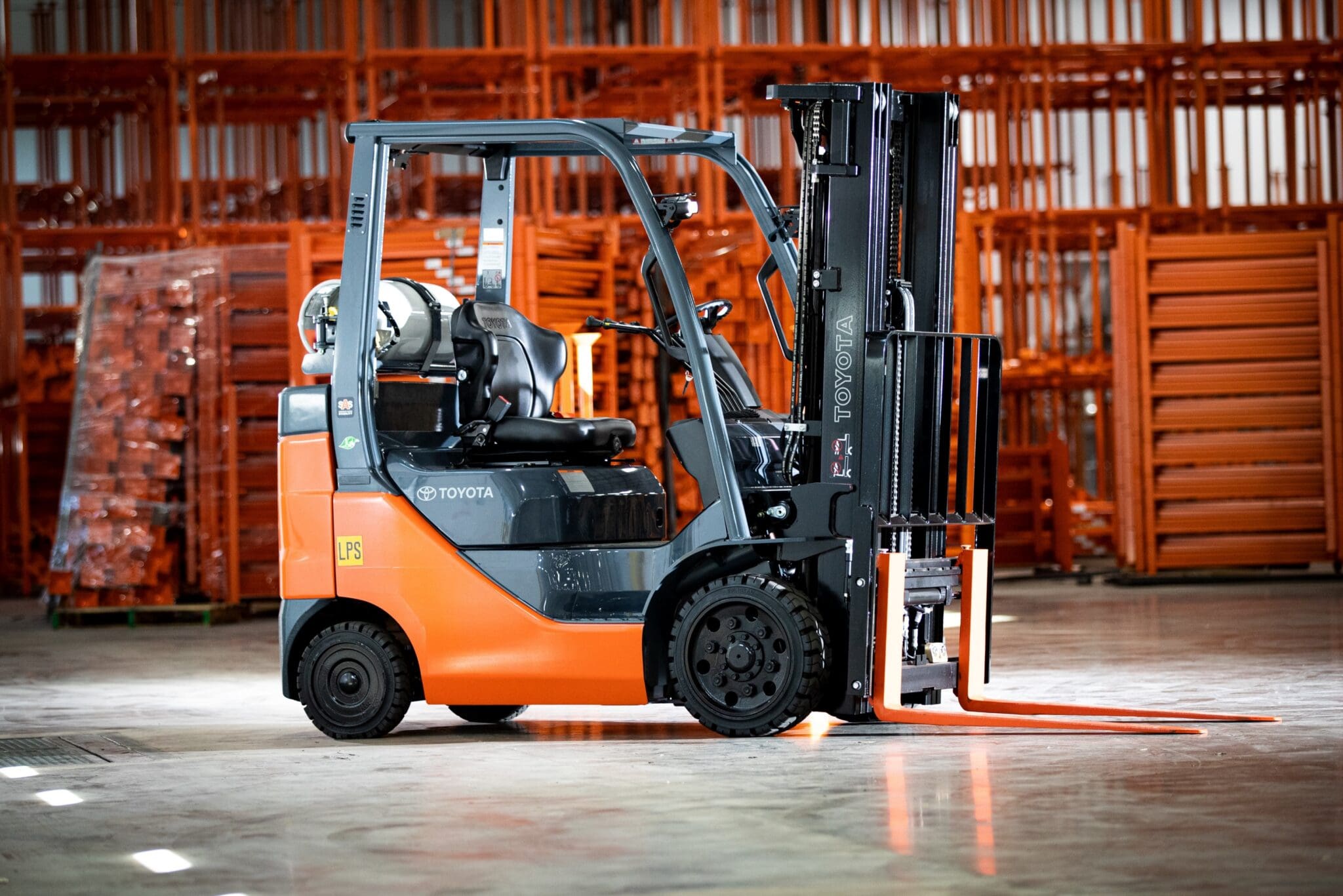 Buying a Forklift: The Ultimate Guide to Making the Right Decision